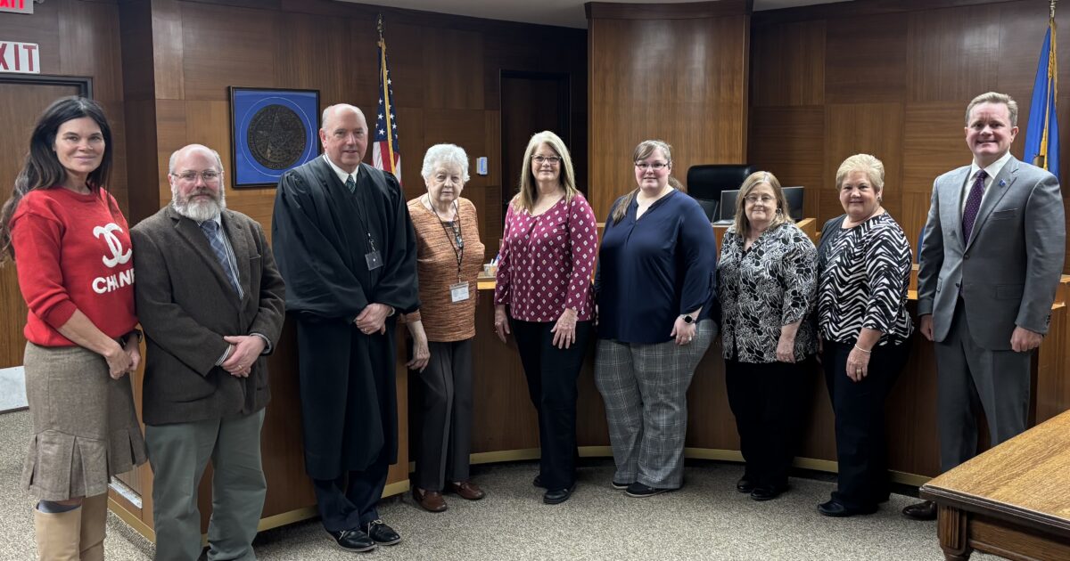 Chief Justice Rowe Visits Woods County District Court – Oklahoma ...