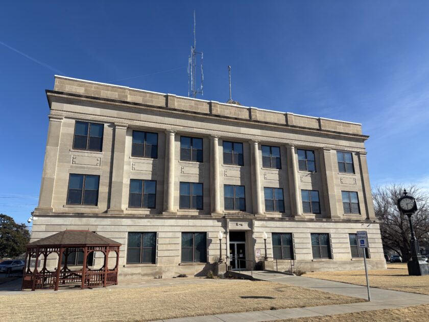 Chief Justice Rowe Visits Alfalfa County District Court – Oklahoma ...